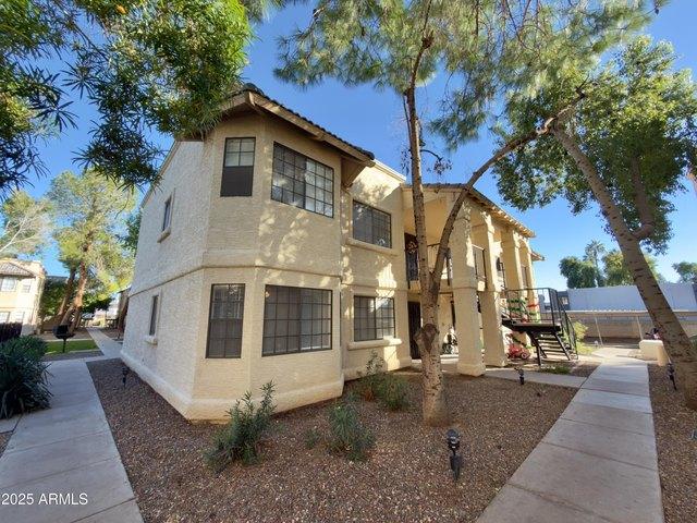925 S Longmore Apt 109, Mesa, AZ 85202