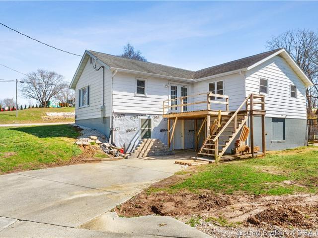 925 S St Rd 37