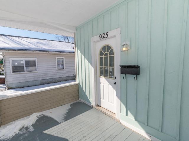 925 Sancome Ave, South Bend, IN 46628 | MLS #202607 | Compass