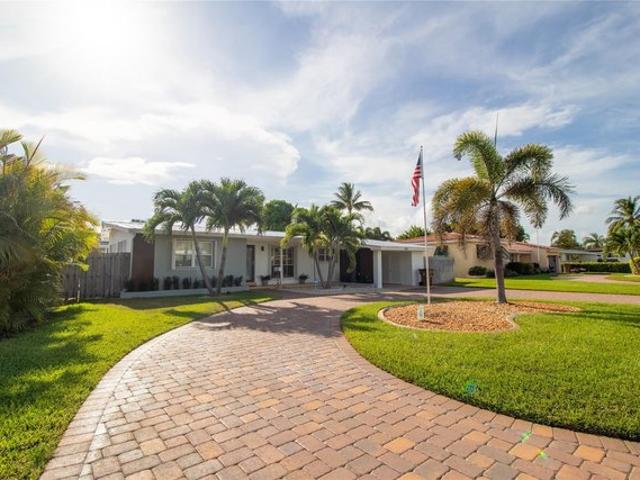 925 SE 14th Ave, Deerfield Beach, FL 33441