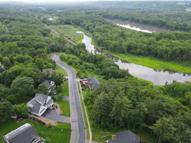 925 Riverview Lane
