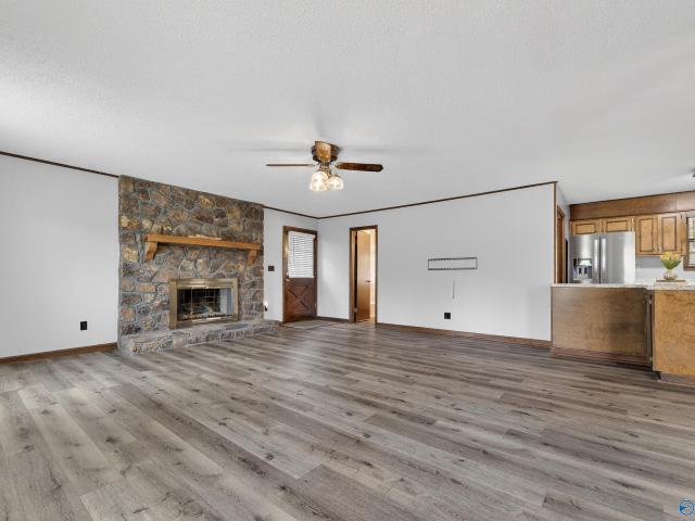 925 Valley Drive