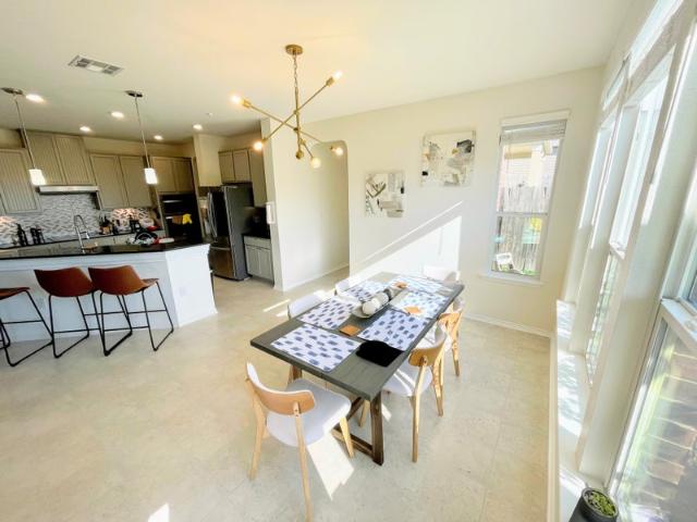 $925/mo Private Room 12 Min to AUS Airport