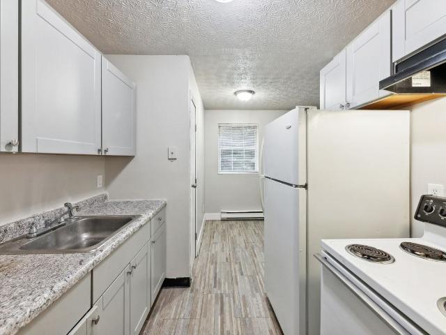 ✨$925/month with 1 MONTH FREE! Charming 1 1 Bedroom Apartment for Rent at 2303 Wyoming Ave, Cincinnati, OH 45214 West Price Hill