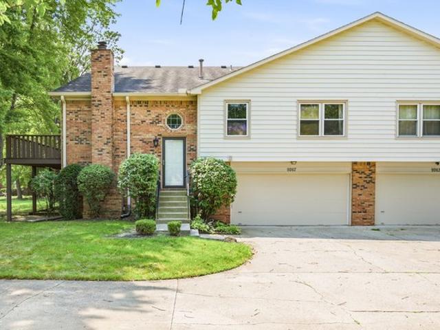 9267 Cinnebar Dr, Indianapolis, IN 46268