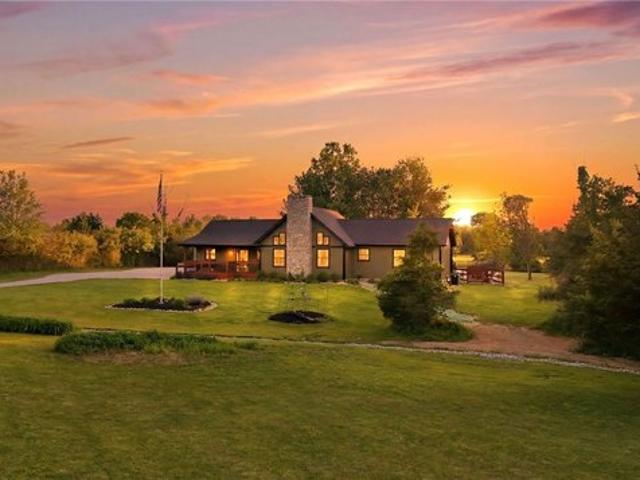 9267 Kunker Rd, Harlan Township, OH 45152