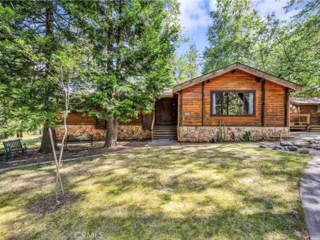 9268 FOX DR, COBB, CA 95426 Single Family Residence For Sale.