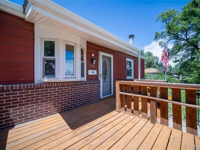 9261 Anderson St, Thornton, CO 80229