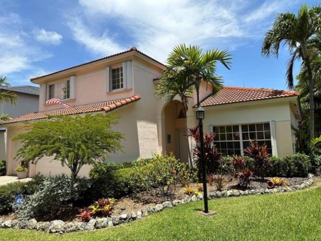 9261 212th Ter SW, Cutler Bay, FL 33189
