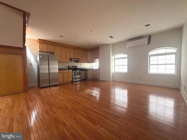 926 28 Race Street # 8B