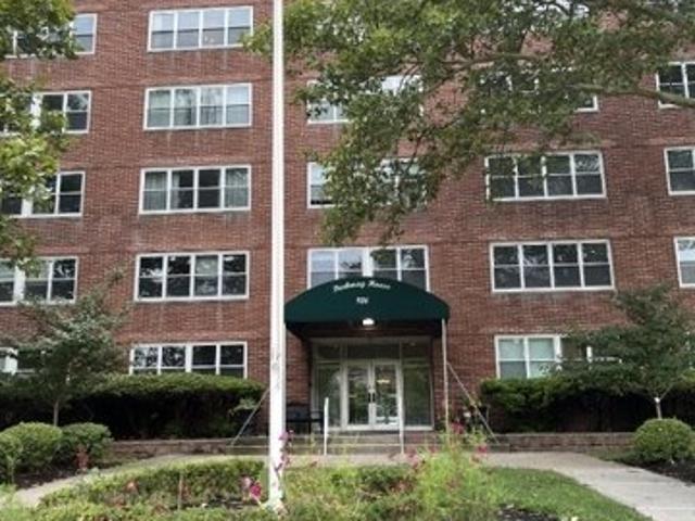 926 Bloomfield Ave Apt 8K, Glen Ridge Boro Township, NJ 07028