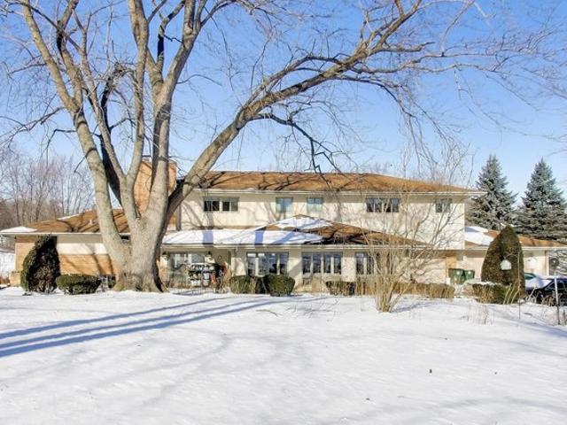 926 Braeburn Rd, Inverness, IL 60067