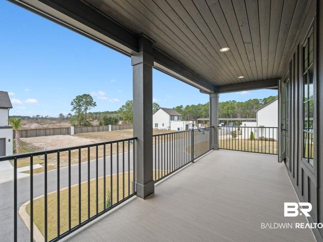 926 Inlet Circle