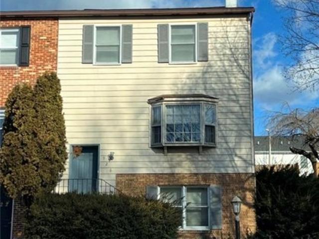 926 Meadowlark Dr, Harrisonburg, VA 22802