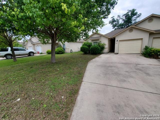926 Misty Acres Dr