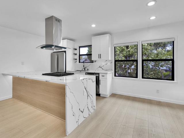 926 N Spaulding Ave, Unit 5, West Hollywood, CA 90046 | MLS #26672 | Compass
