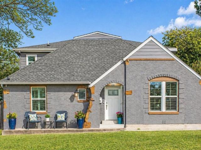 926 S Waverly Dr, Dallas, TX 75208 | MLS #21254 | Compass