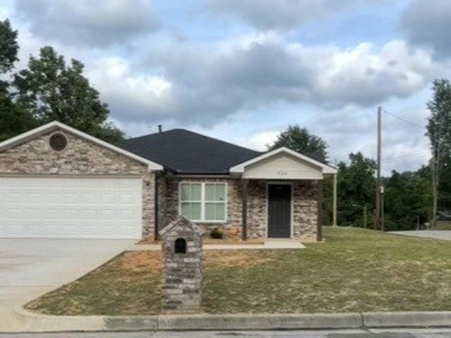 926 S Academy Ave, Tyler, TX 75701