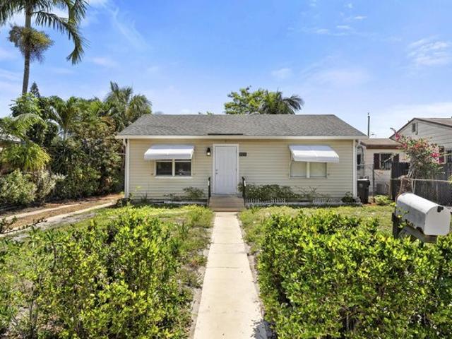 926 S L St, Lake Worth Beach, FL 33460