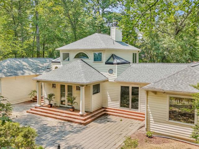 926 Saigon Rd, McLean, VA 22102 | MLS #VAFX2303