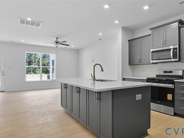 926 Scott Terrace