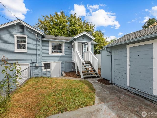 926 Pleasant Avenue