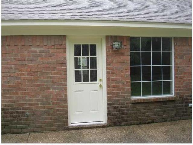 9274 Charly Hill Ln, Memphis, TN 38016 | MLS #10217 | Compass