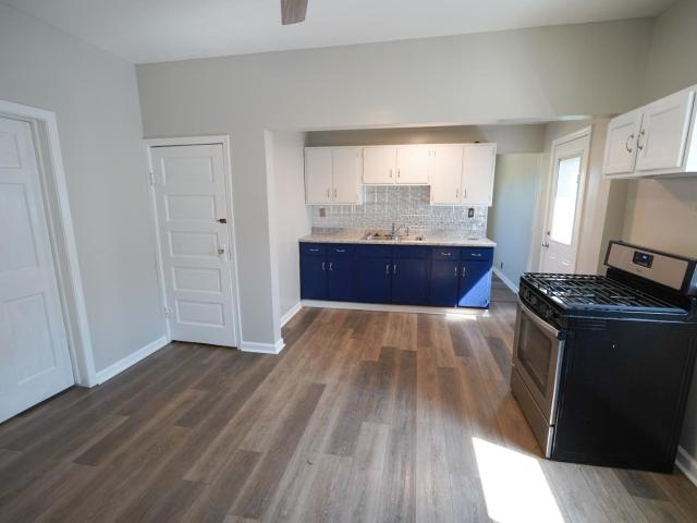9274 E State Road 168