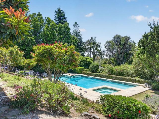 9275 Hidden Valley