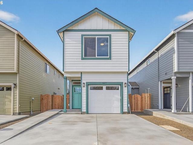 9277 E Burnside St, Portland, OR 97216