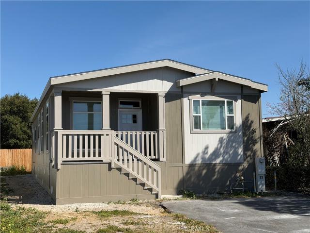 9278 N Highway 101 33
