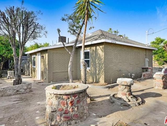 9279 Mango Ave, Fontana, CA 92335