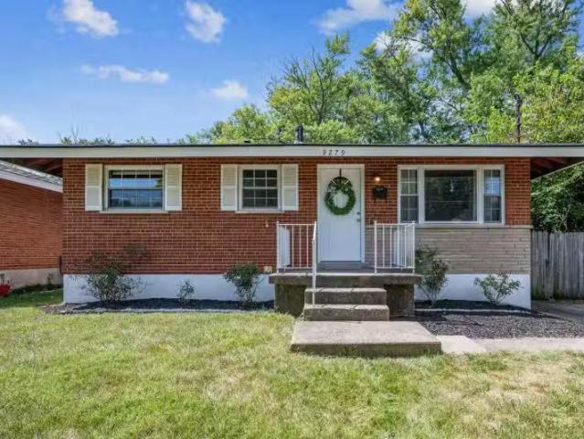 9279 COOGAN DR, CINCINNATI, OH 45231 Single Family Residence F.