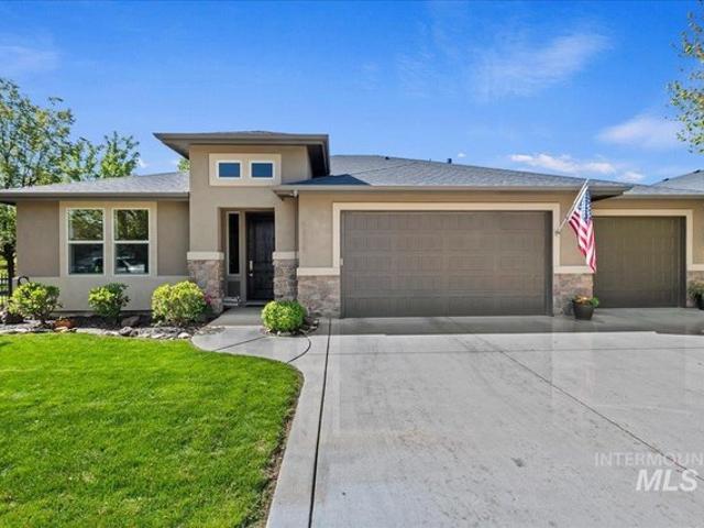 9279 W Wildbranch Dr, Star, ID 83669