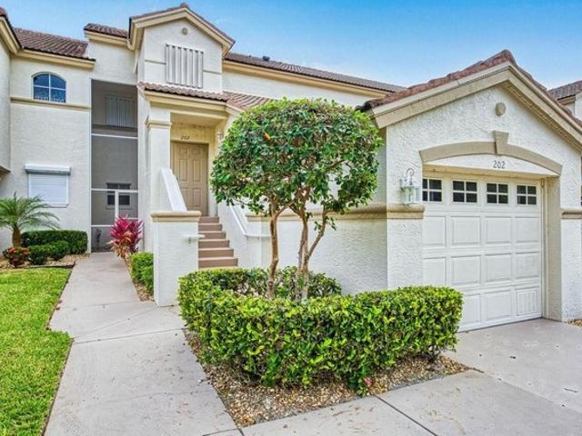 9270 Bayberry Bnd Apt 202, Fort Myers, FL 33908
