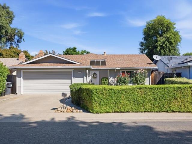 9270 Defiance Cir, Sacramento, CA 95827
