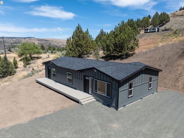 92715 hidden hills ln