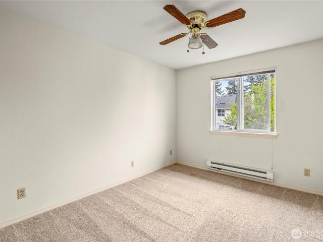 927 132nd St SW, Unit C2, Everett, WA 98204 | MLS #2490