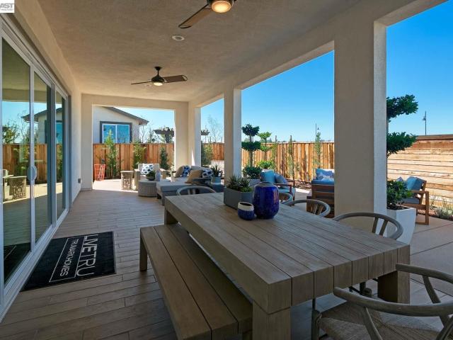 927 Conrad St, Manteca, CA 95336 | MLS #41128