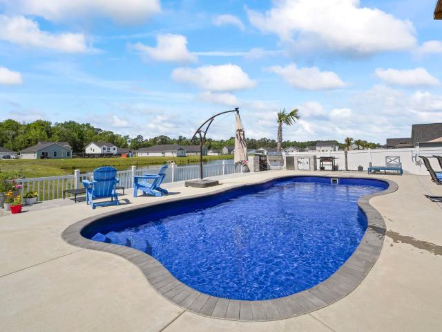 927 Cherrystone Loop