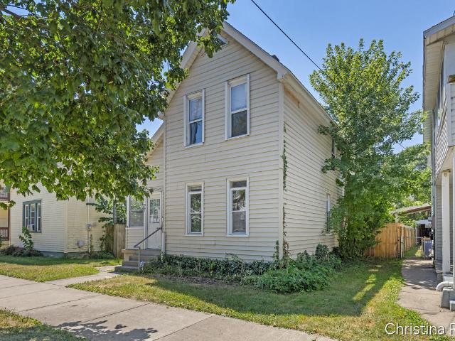 927 Davis Avenue