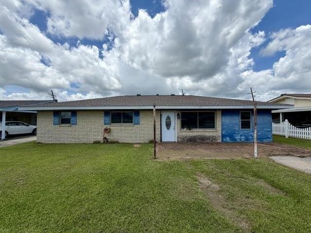 927 Kenney St, Houma, LA 70364