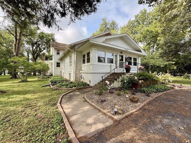 927 Hurt St, Slater, MO 65349