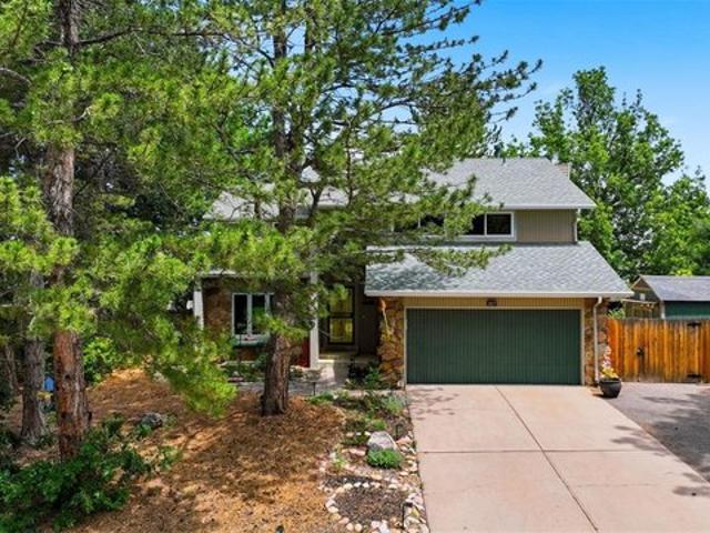 927 Oakwood Dr, Castle Rock, CO 80104