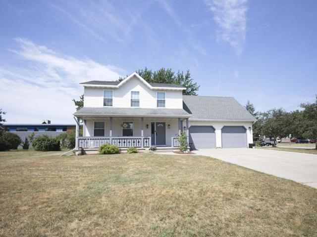 927 Lone Tree Ln, Prairie du Sac, WI 53578