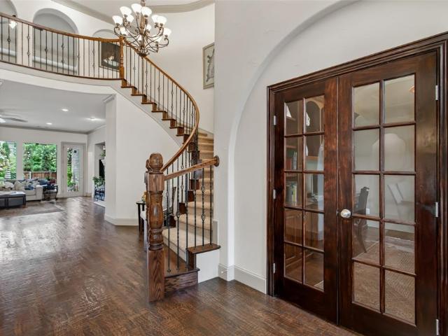 927 Mckamy Drive