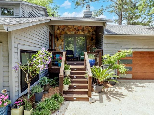 927 Muirfield Drive
