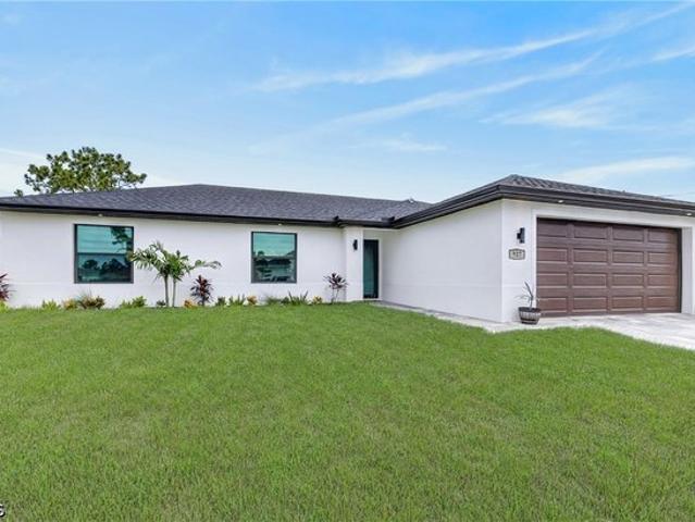927 NE 32nd Ter, Cape Coral, FL 33909