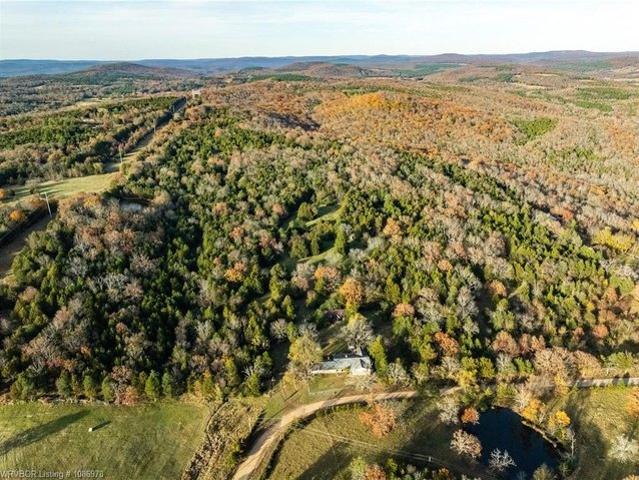 927 Neal Way, Cedarville, AR 72932