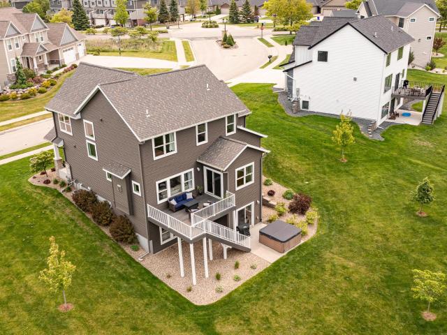 927 Southwell Enclave NE